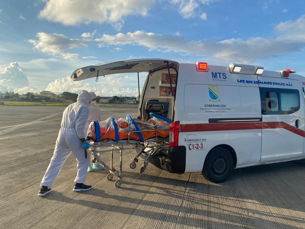 El GACAR continúa trasladando pacientes con COVID-19 en Providencia ...