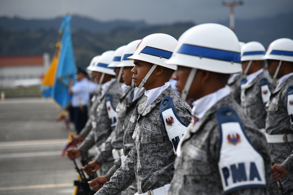 Base Aérea CACOM 5 recibe con honores a su nuevo comandante | Fuerza ...