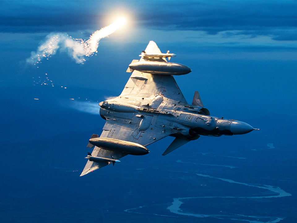 AERONAVE DE COMBATE KFIR | Fuerza Aeroespacial Colombiana