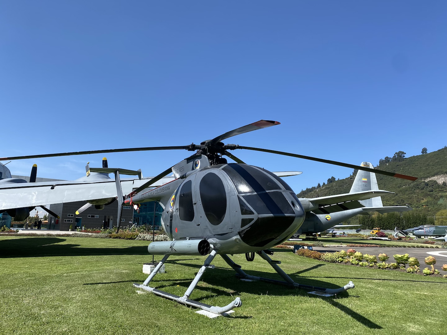 DEFENDER MD-500 FAC 4251 | Museo Aeroespacial Fuerza Aérea Colombiana