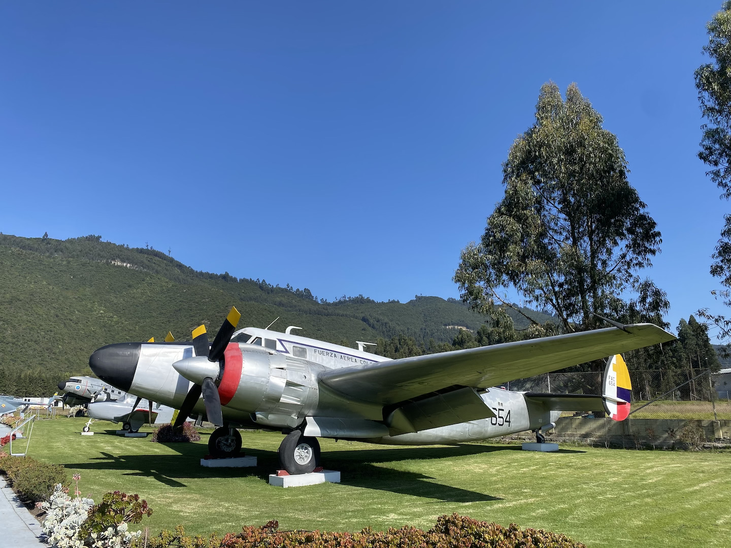 HOWARD H-400 FAC 654 | Museo Aeroespacial Fuerza Aérea Colombiana